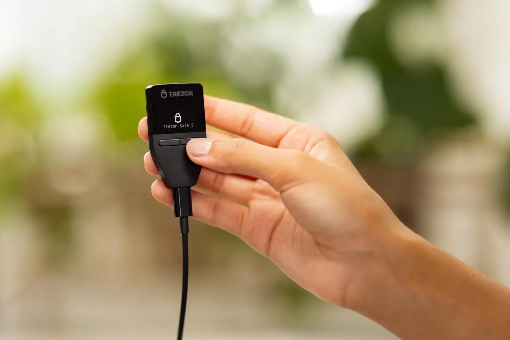 Trezor Safe 3 Wallet Review 2025: Features and Analysis