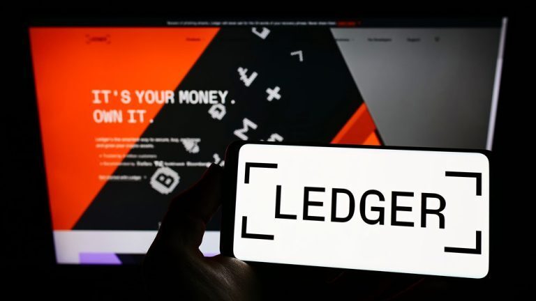 Best iOS Crypto Wallets for Secure Storage in 2025